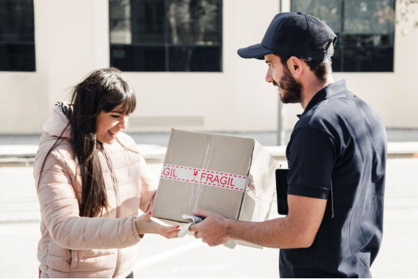 How Immediate Courier Delivery Builds Customer Confidence
